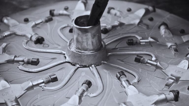 Spin Casting Process: Find the Detail Molding Manufacturing